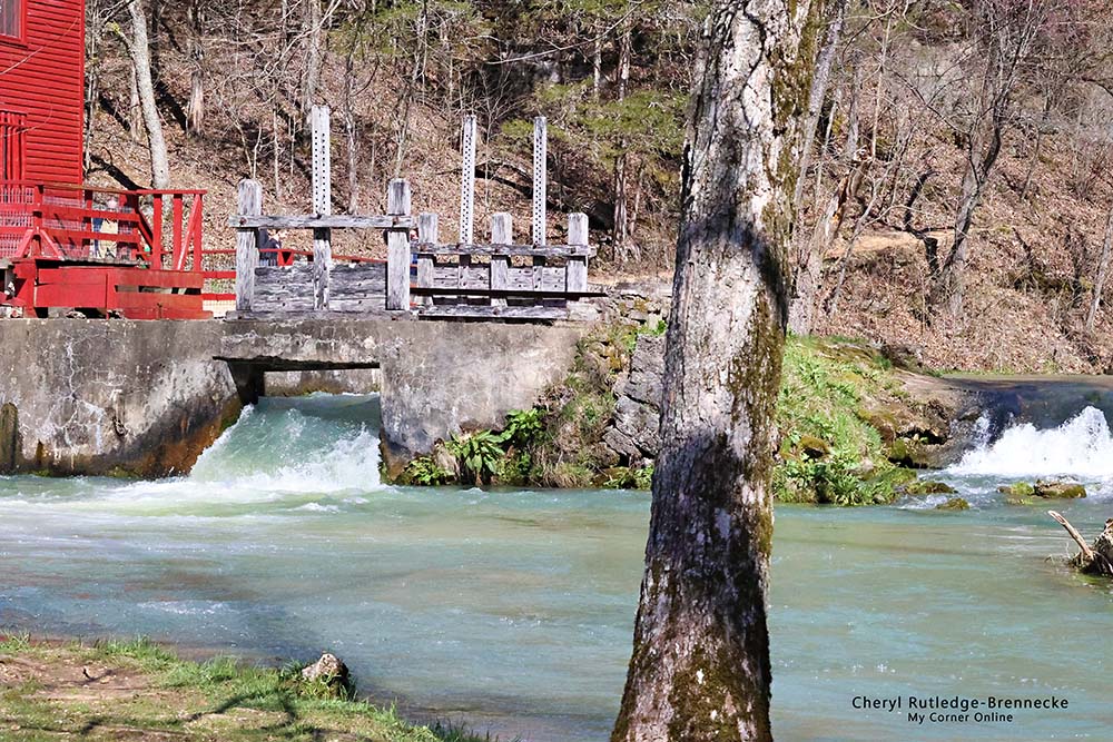 Alley Spring & Mill National Park 2018 & 2021