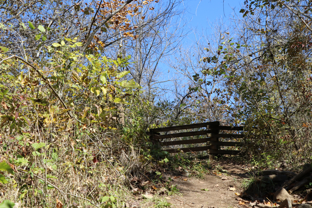 Round Spring and Round Spring Cave