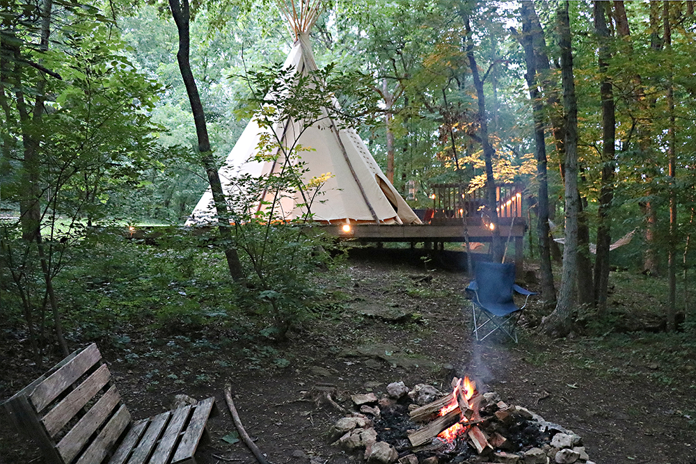 Magic Tipi Retreat, Park Hills, Missouri